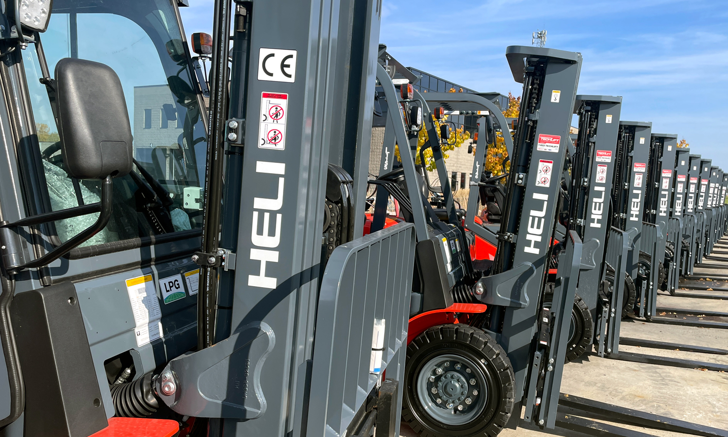 #1 Forklift and Equipment Dealer in Quebec | Techlift