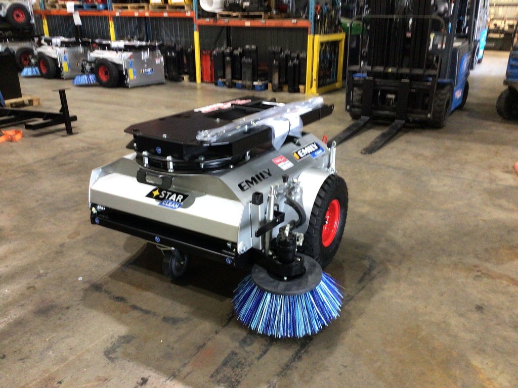 L-2590 - 2024 EMILY STAR CLEAN | Techlift